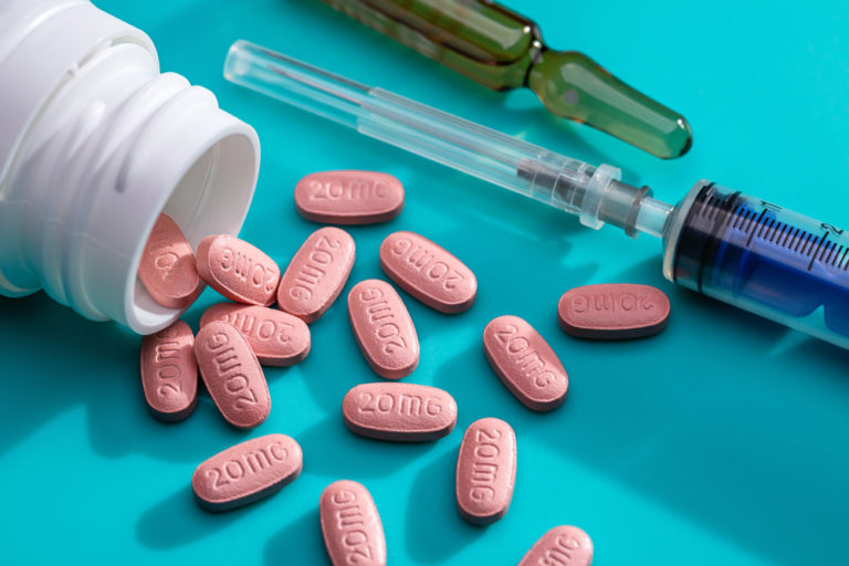 Suzy Cohen - Suzy Cohen suggests ways to heal naturally without medication